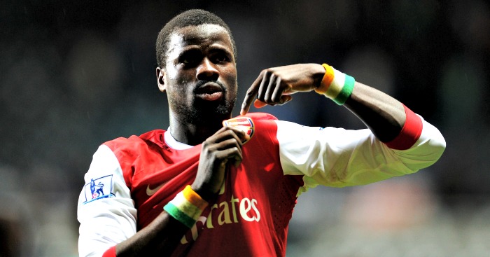 Free agent Emmanuel Eboue eyes return to Arsenal - Football365