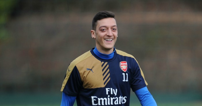 Gossip: 'Happy' Ozil talks to Turkey and... - Football365