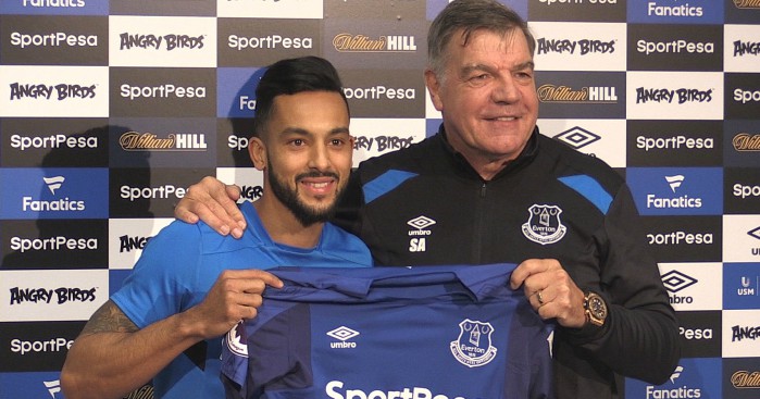 Big Sam: Walcott can do Everton team-talk at Arsenal - Football365
