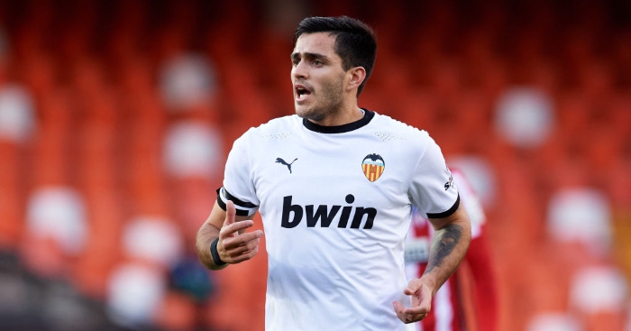 Arsenal set to rival Wolves for Valencia goalscorer Gomez