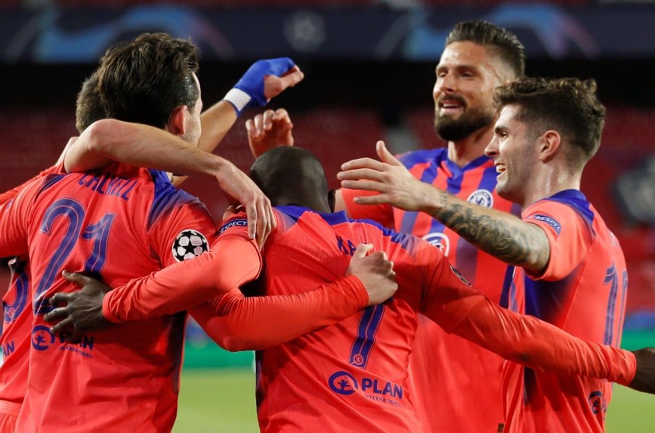 Porto 0-2 Chelsea: Mount, Chilwell secure away win