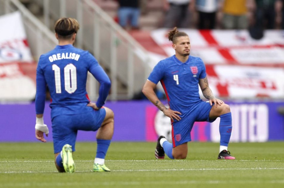 England players booed again for taking the knee - Football365