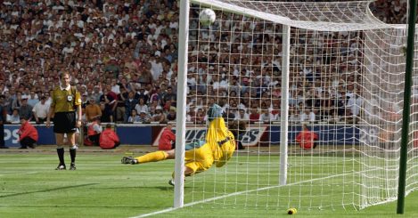 England v Scotland, Uri Geller and the sorcerer's helicopter