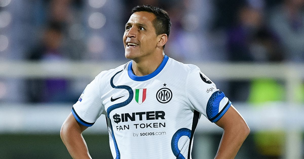 Arsenal told to make 'fantasy' January signing after Man Utd 'disaster'