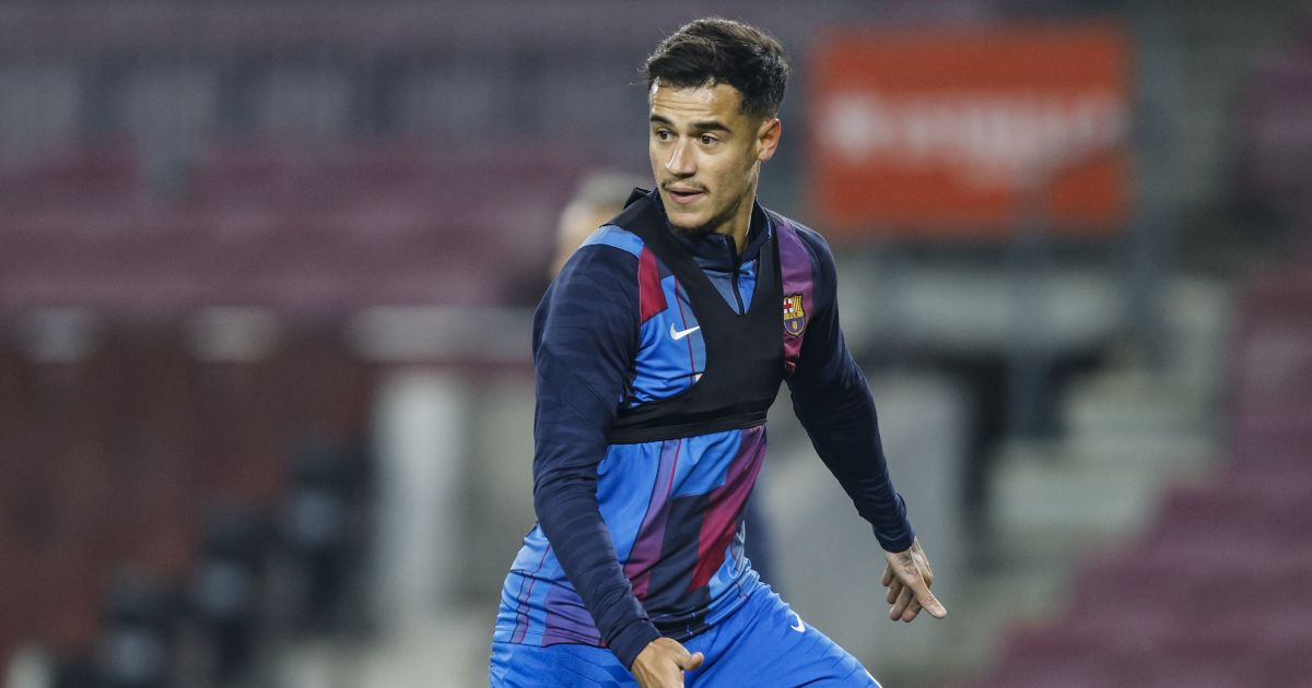 Arsenal transfer 'now possible' after Barcelona send star 'SOS' message