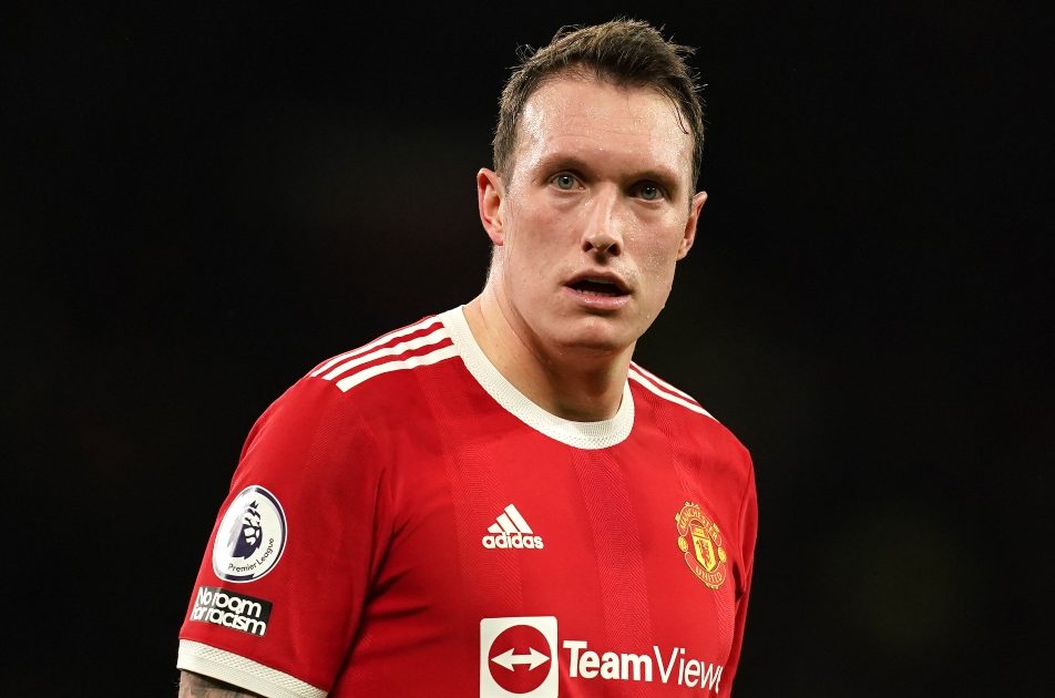 Man Utd defender 'feels like a footballer' after making long-awaited ...