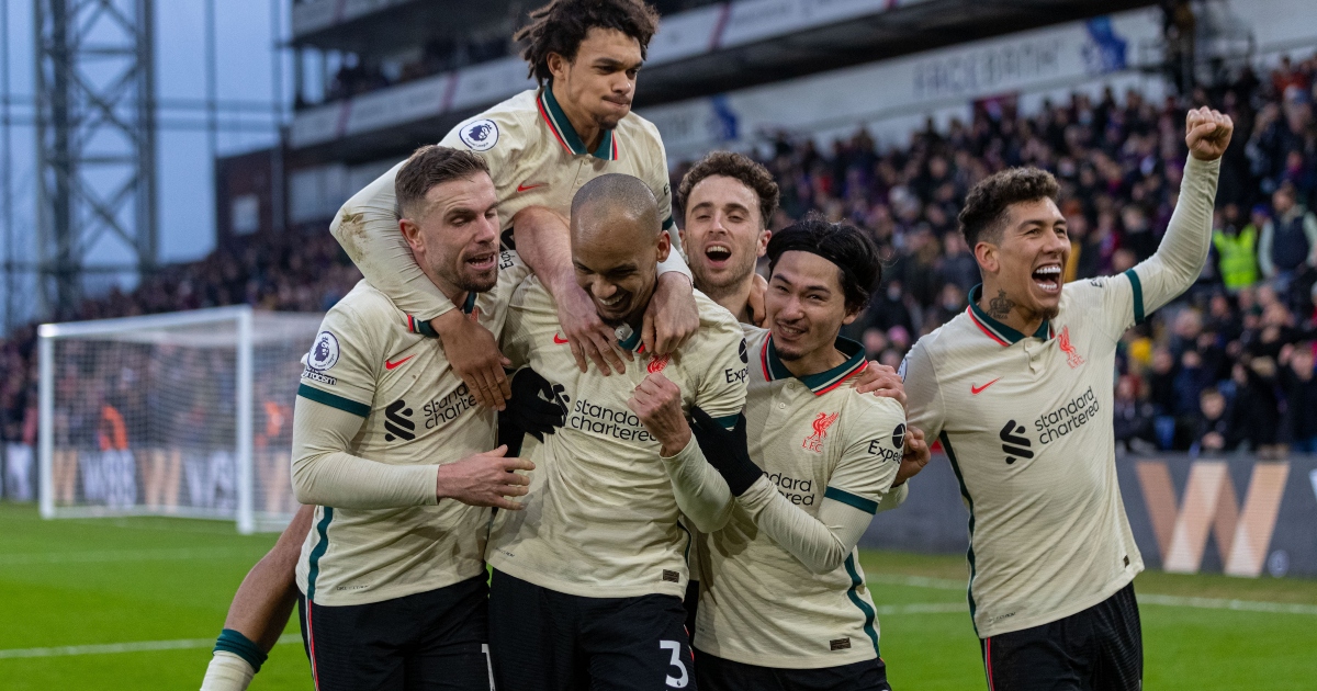 Liverpool legend Carragher insists the Reds are 'strong favourites ...