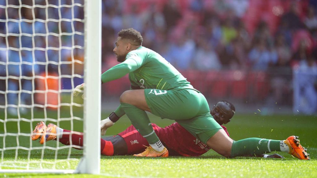 Quad-chasing Liverpool top Winners and Losers, but it was a bad weekend ...