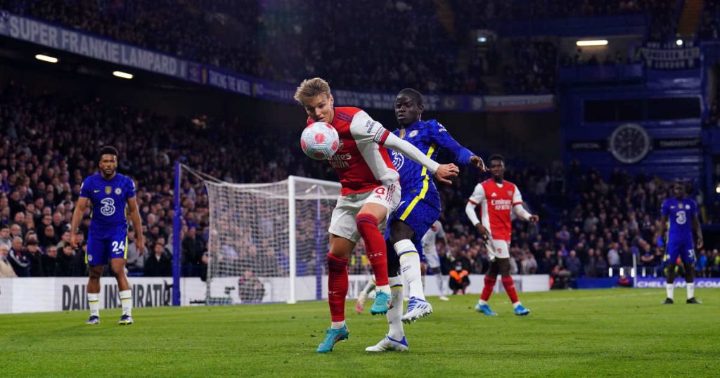 Arsenal turn the battle for the final Champions League place on its head