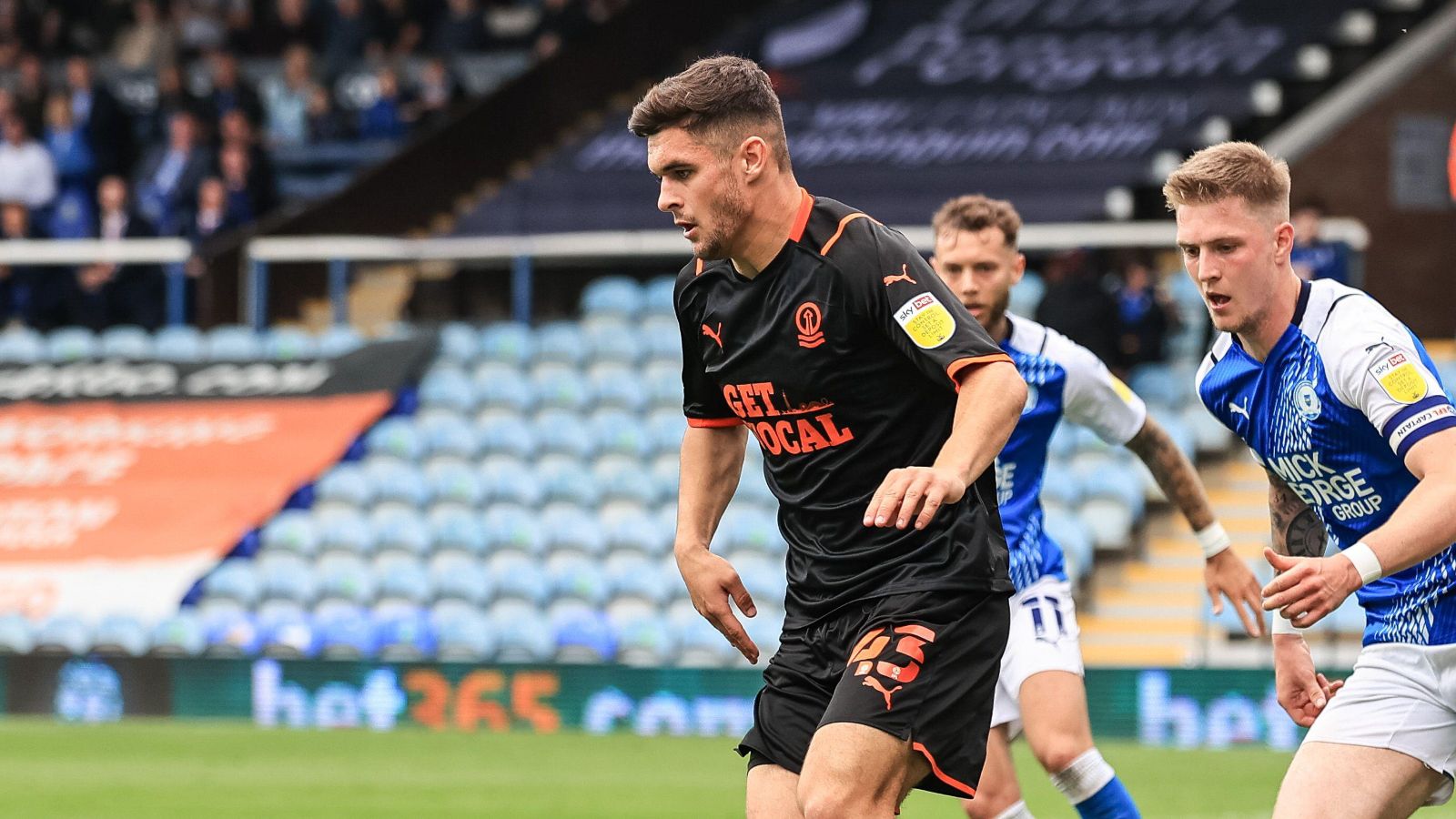 Daniels praised by PFA chairman - Blackpool attacker coming out 'feels ...