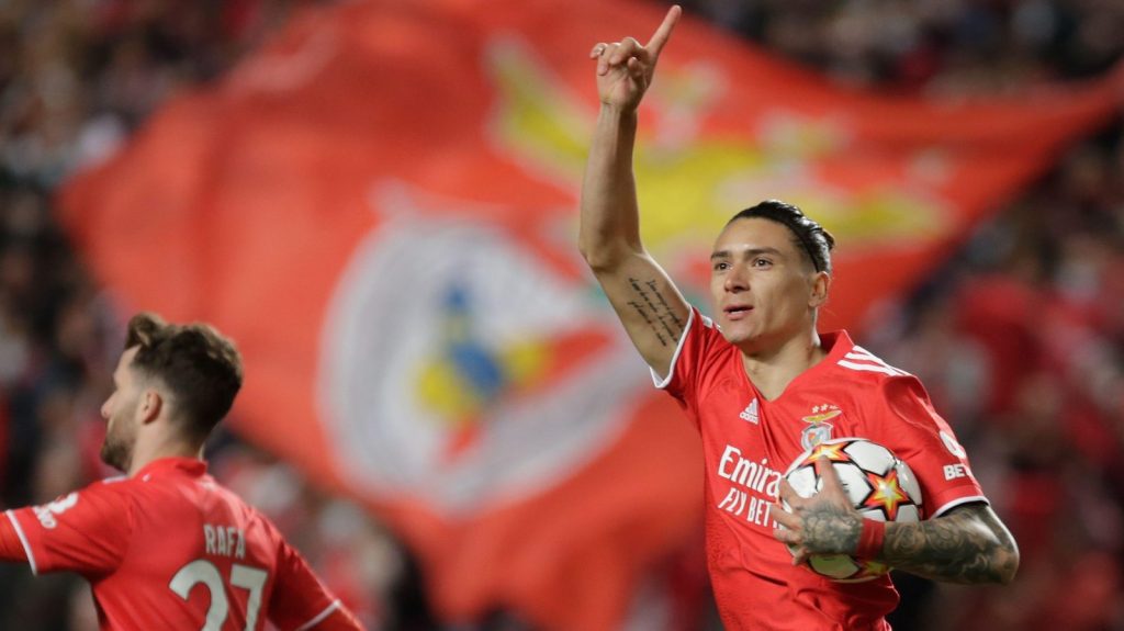 'So long, Sadio Mane', say Liverpool. But here comes Darwin Nunez and ...