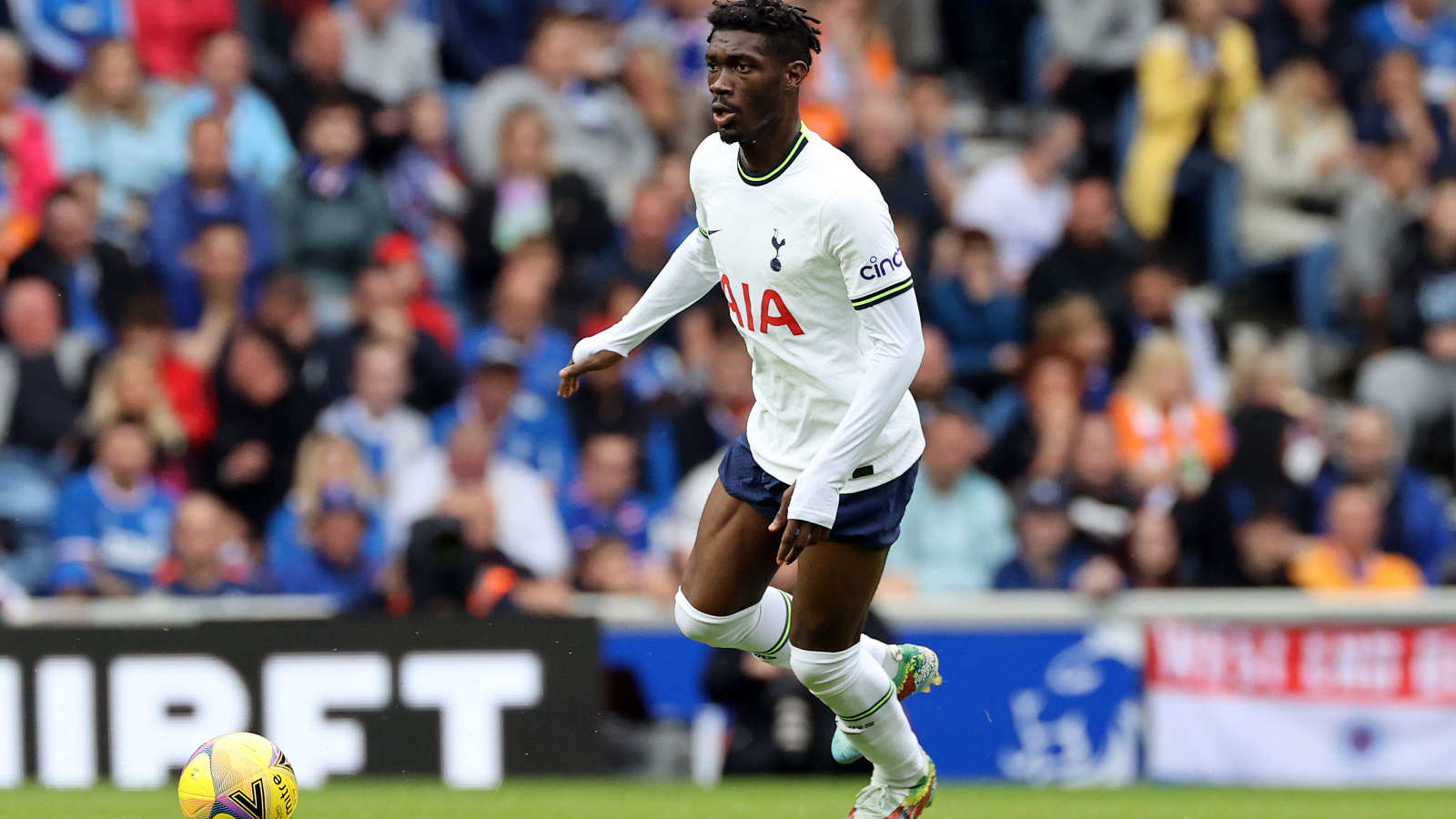 What a difference a year makes: Spurs head into new season with unusual ...