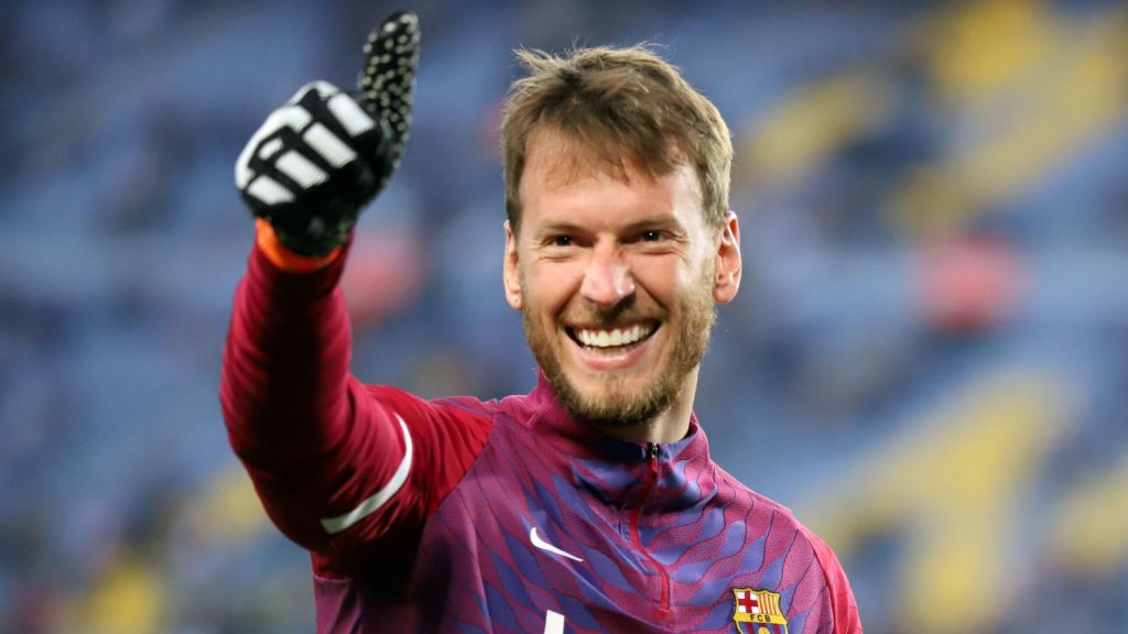 Bournemouth seal signing of Neto from Barcelona in 'real coup' for the ...