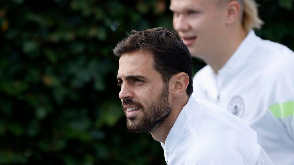 Bernardo Silva's father discusses failed summer move; Barcelona to go ...