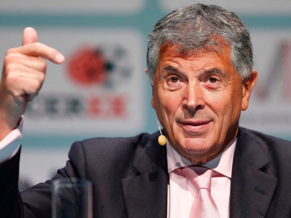 Dein recalls time Sven told Fergie to 'f**k off' and admits he wanted ...