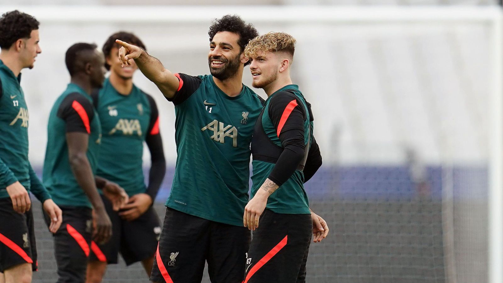 Liverpool star reveals initial shock at advice from Salah - 'what is he ...