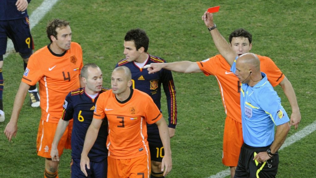 Ex-Netherlands man reveals he 'wanted to attack' referee Howard Webb in ...