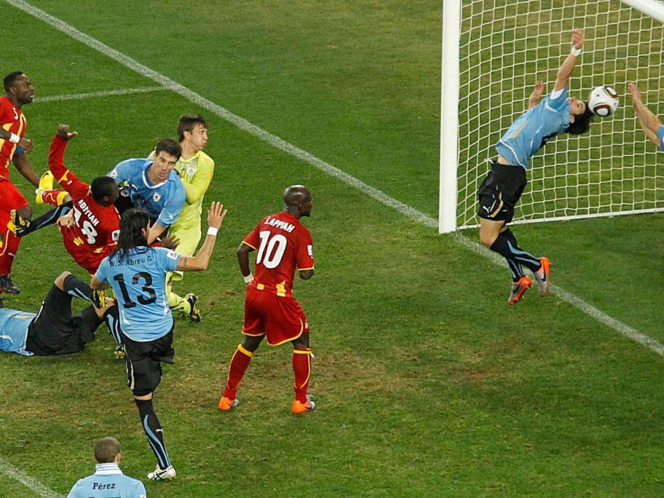 'The devil' Suarez refuses to apologise for Ghana handball - 'Gyan ...