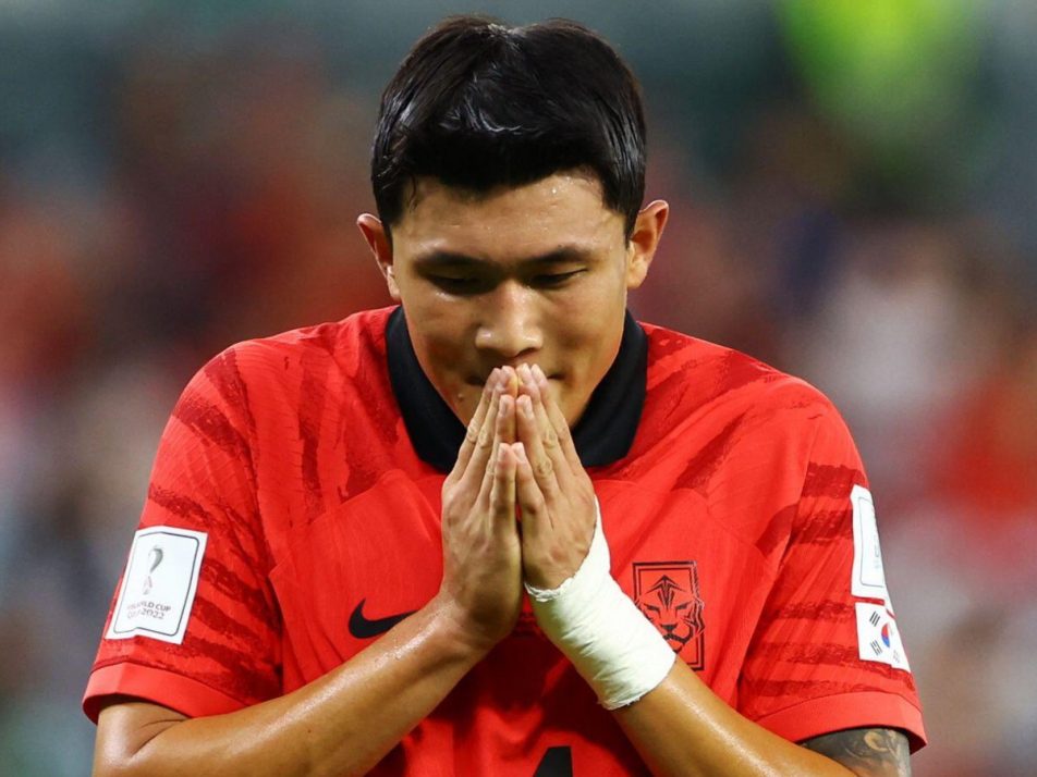 Man Utd hold 'meeting' at the Paradiso Hotel with Serie A star they snubbed 18 months ago