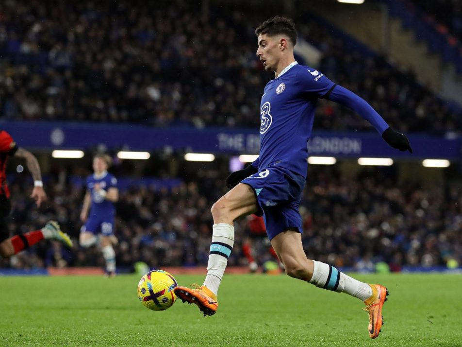 Chelsea 'way forward' urged to be 'more mean' as competition for ...