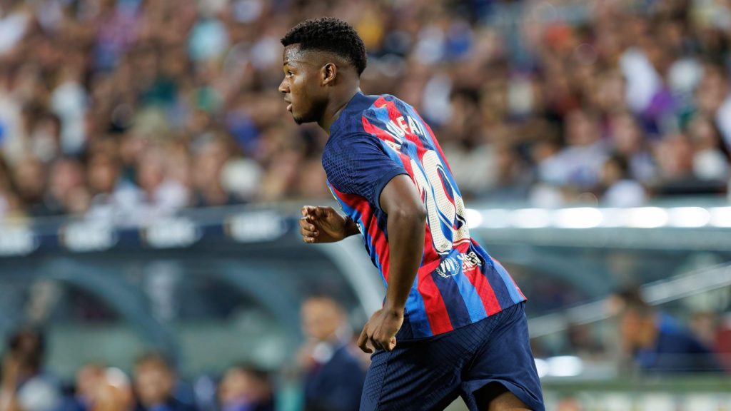 Arsenal 'call' Man Utd target's agent with 'door open' to £44m transfer ...