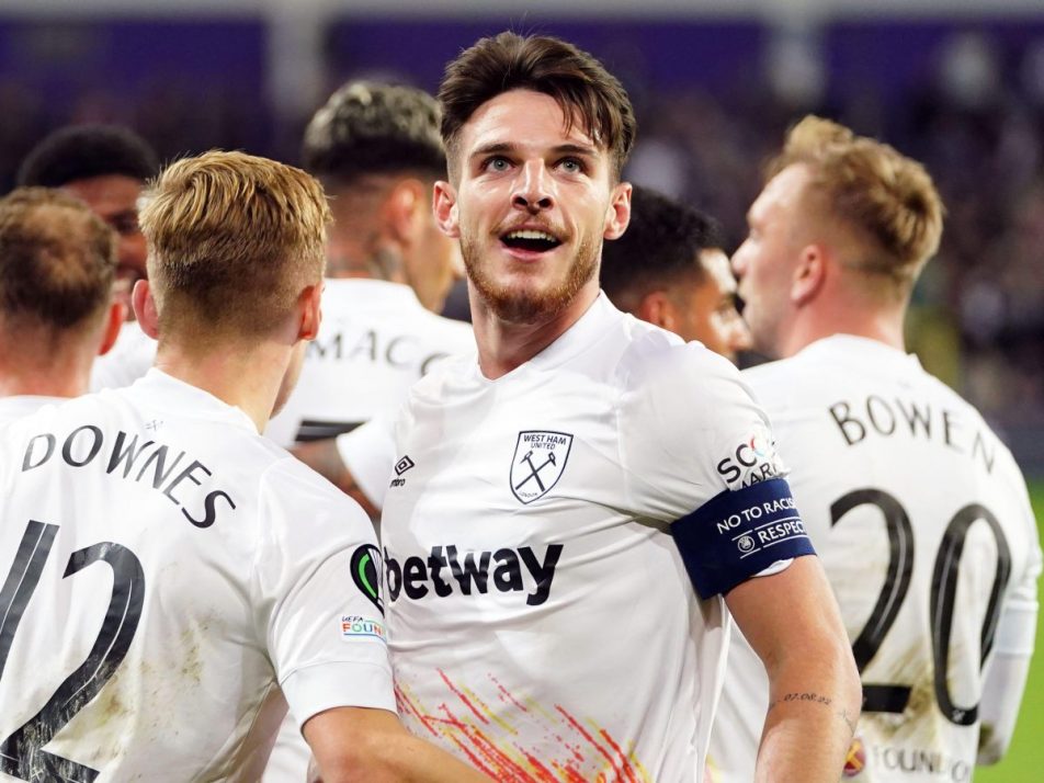 Man Utd legend urges overpriced £100m man to pick Liverpool over ...