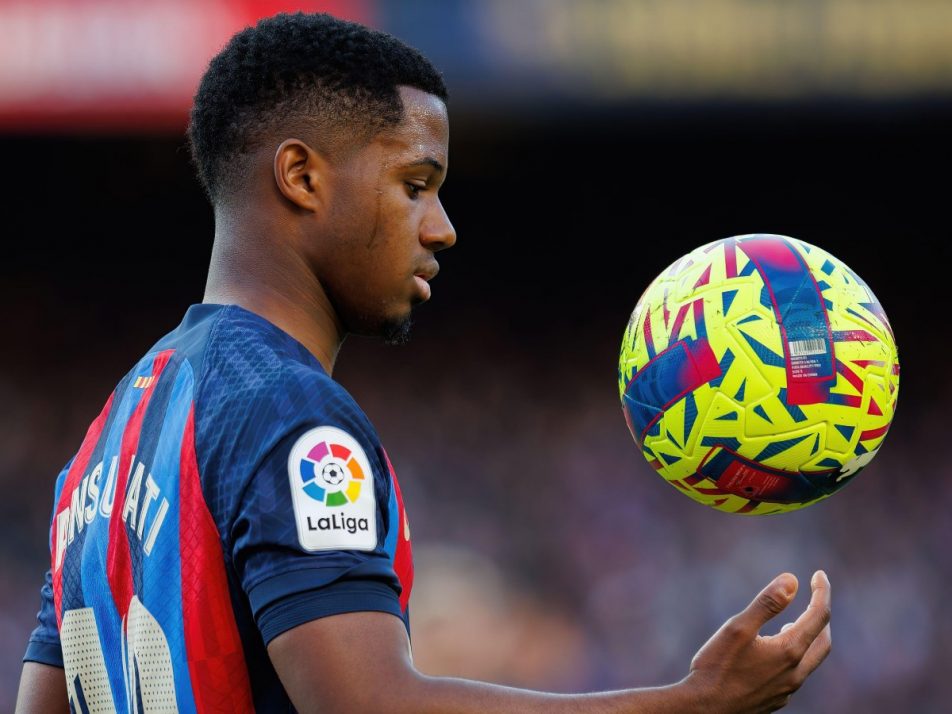 'Angry' father of Man Utd, Arsenal and Liverpool target tells son to ...