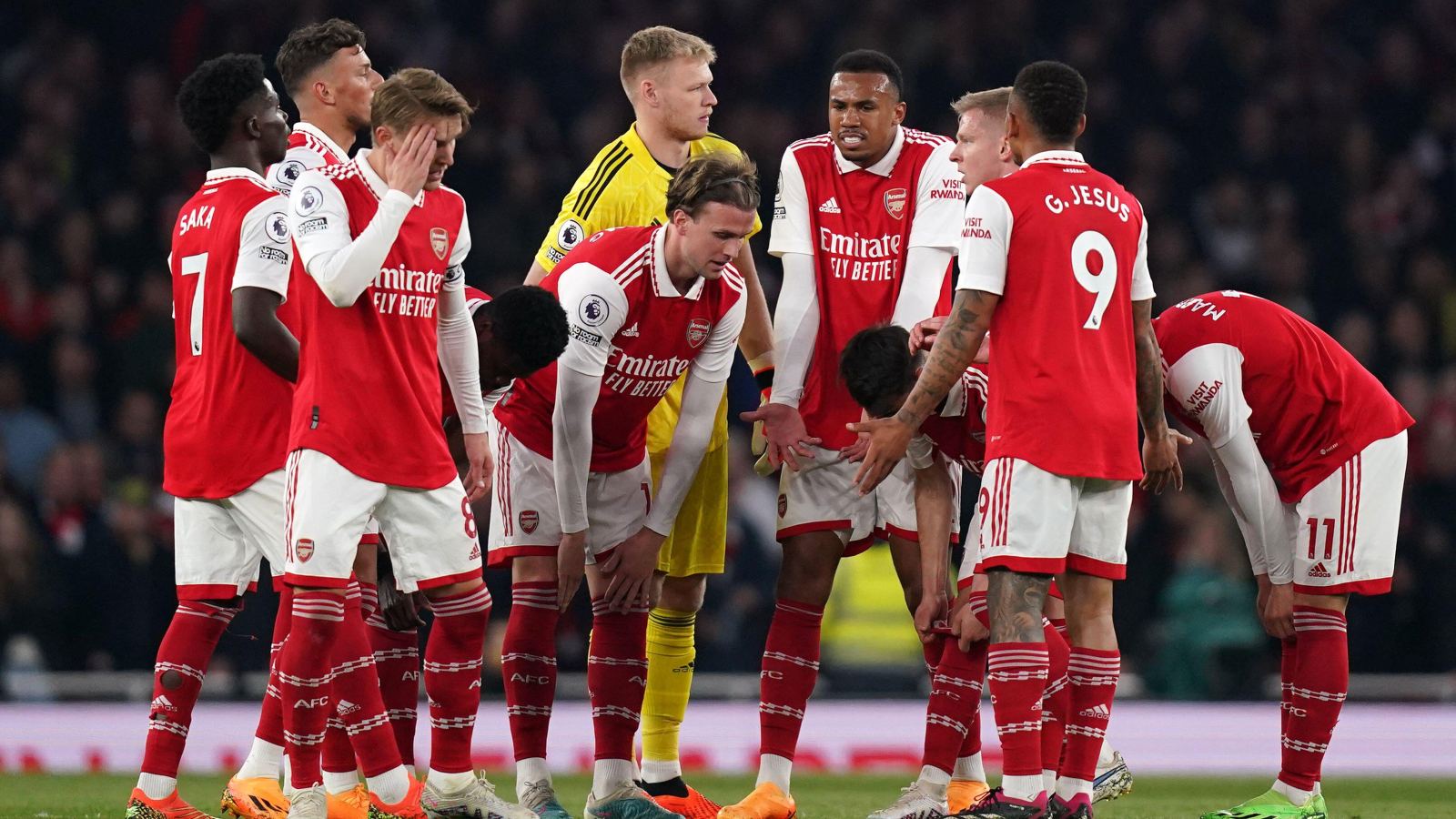 Have Arsenal bottled the title? Ex-Spurs striker says no, despite 'not ...