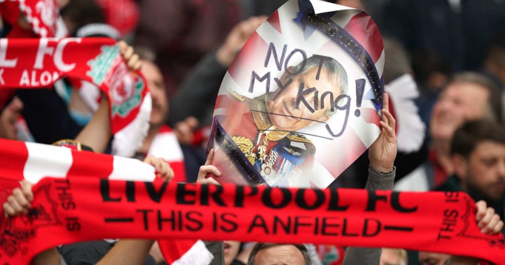 Liverpool 1-0 Brentford: Egyptian king seals victory as Anfield jeers ...