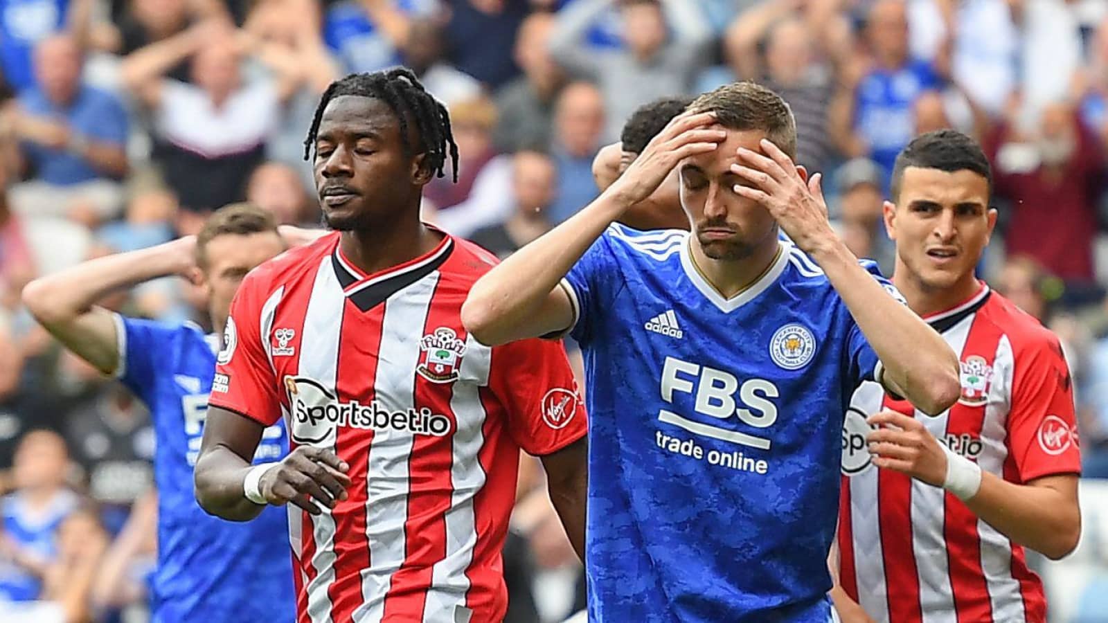 Arsenal 'open talks' for relegated Prem defender as deal 'could develop ...