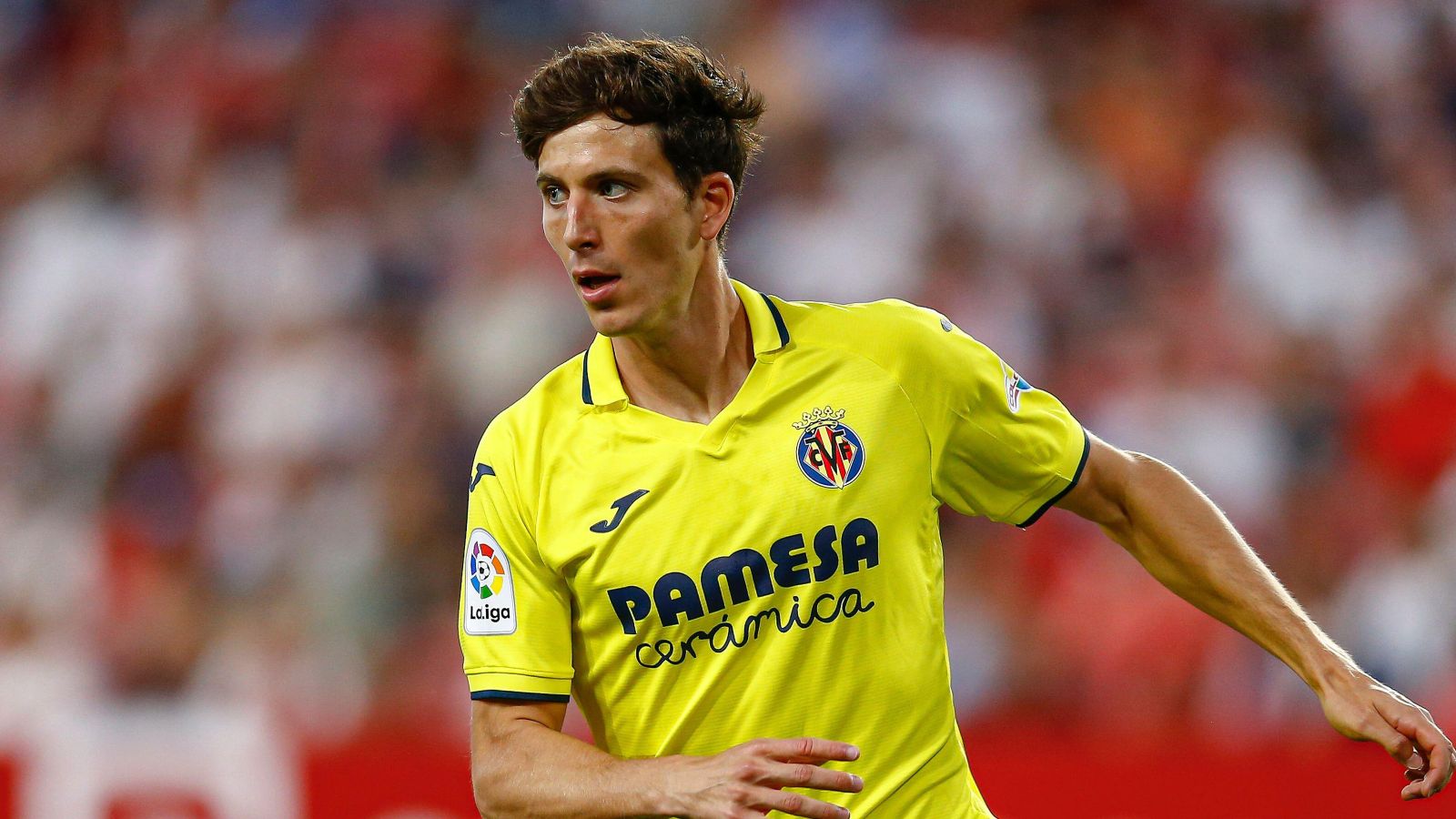 Aston Villa target defender Ten Hag 'vetoed' at Man Utd and Liverpool flop