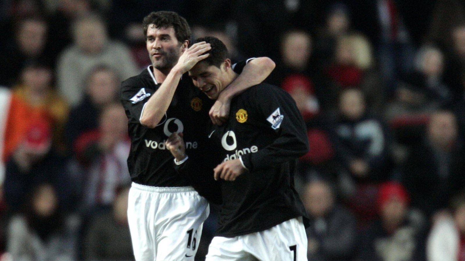 Keane names the five 'world class' stars he played with at Man Utd ...