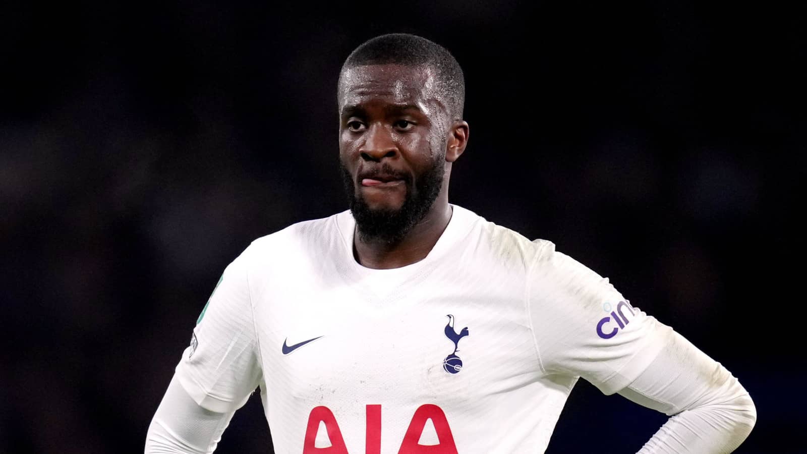 Tottenham 'agree' midfielder transfer as they hover for surprise ...