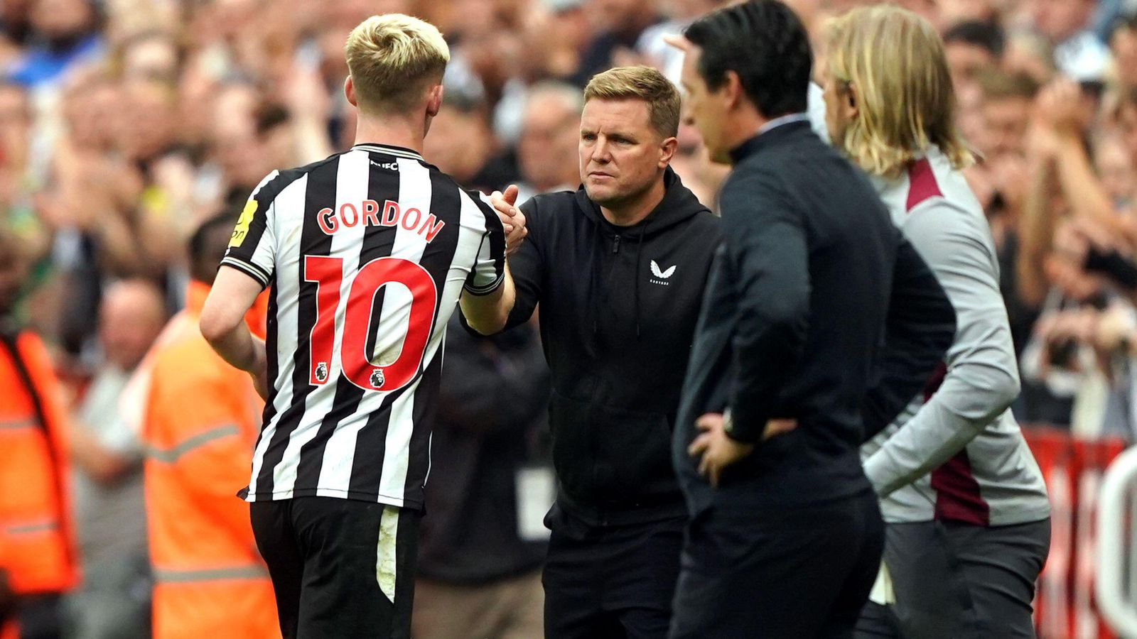 Howe 'will be kicking himself' as 'blameful' decisions cost Newcastle ...