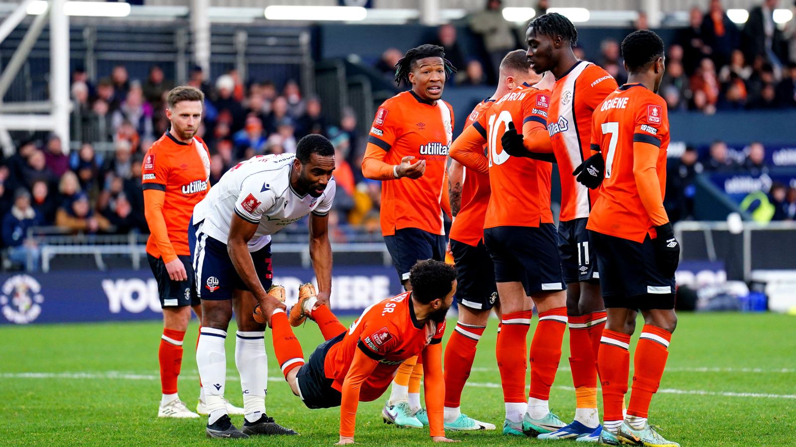 Luton 0-0 Bolton: Wanderers earn replay after goalless draw at ...
