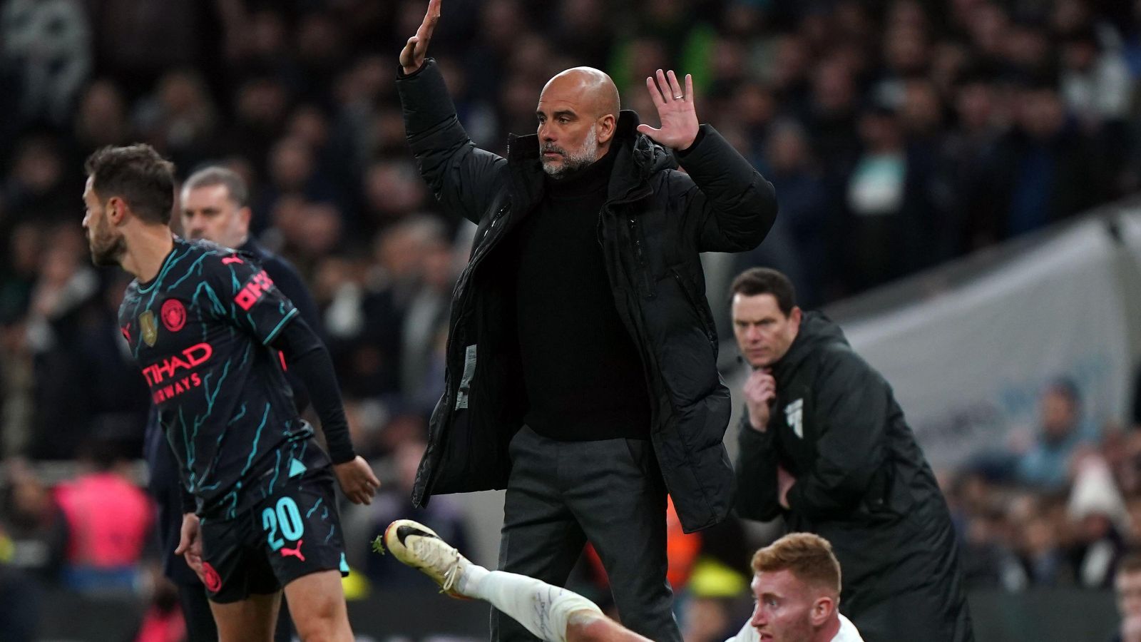 Klopp, Liverpool obstacle emerges to threaten City's treble repeat as ...