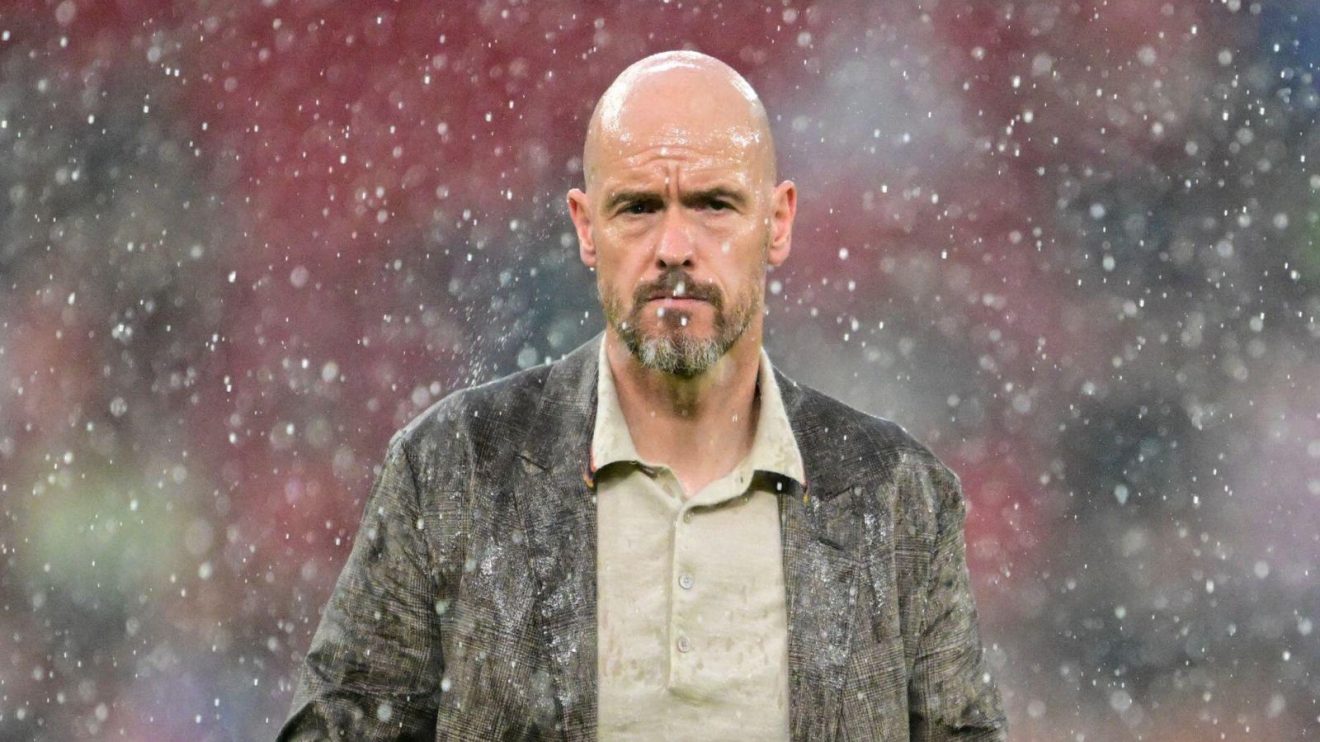 Rooney claims Ten Hag directed 'massive insult' at Man Utd players in ...