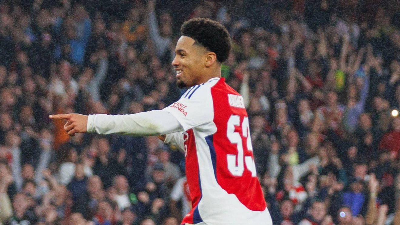 'Outstanding' Arsenal teenager 'a real part' of first team with debut ...