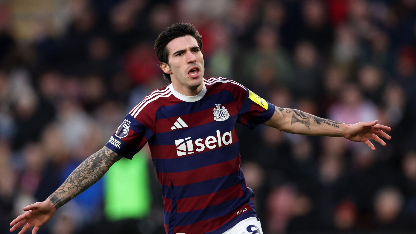 Man City transfers: 'Class' £58million Premier League midfielder tipped ...
