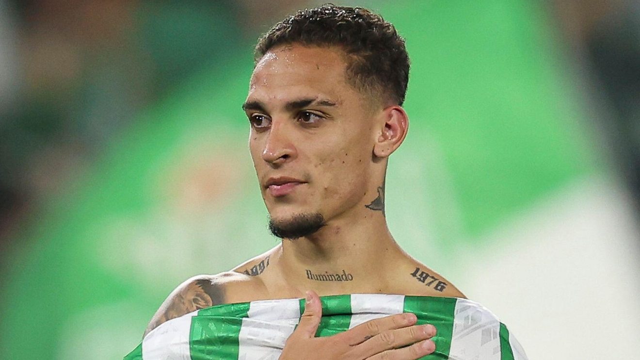 Man Utd transfers: Antony open to shock new United commitment which ...