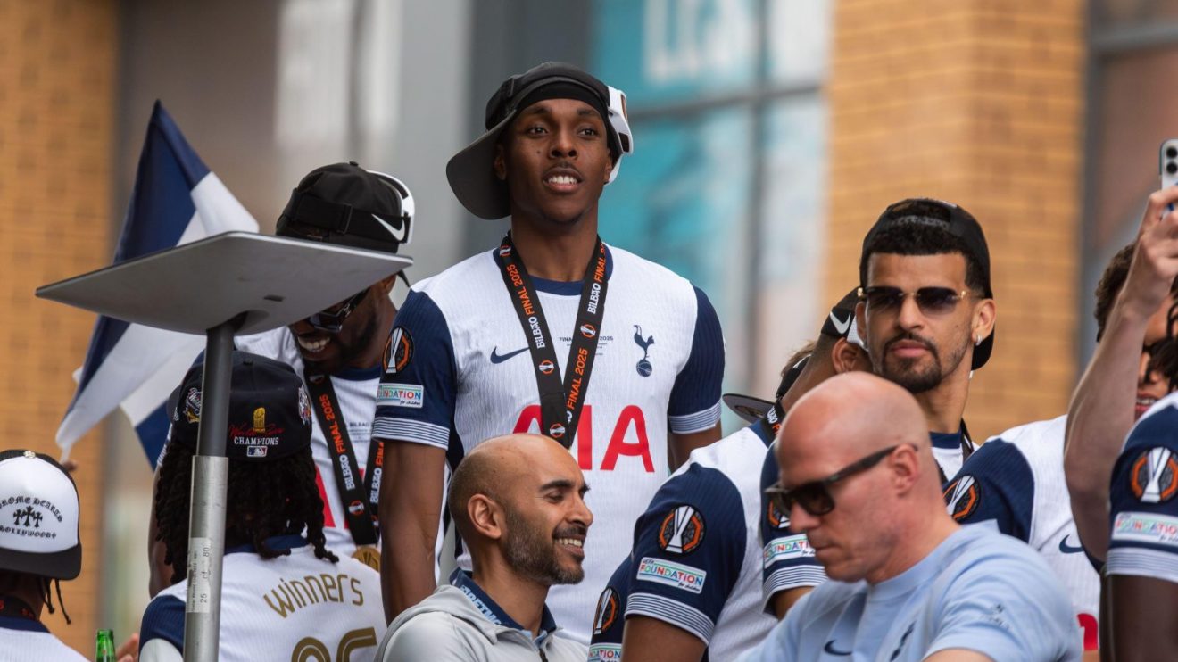Tottenham to save £21m in 'cut-price' signing of Bayern star as Romano ...