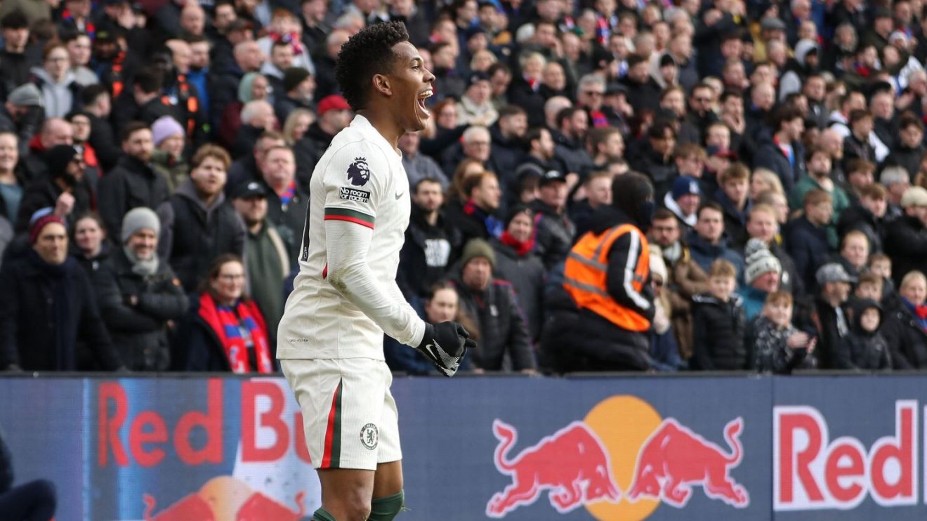 Crystal Palace join fellow freefalling trophy-winners Spurs in ...